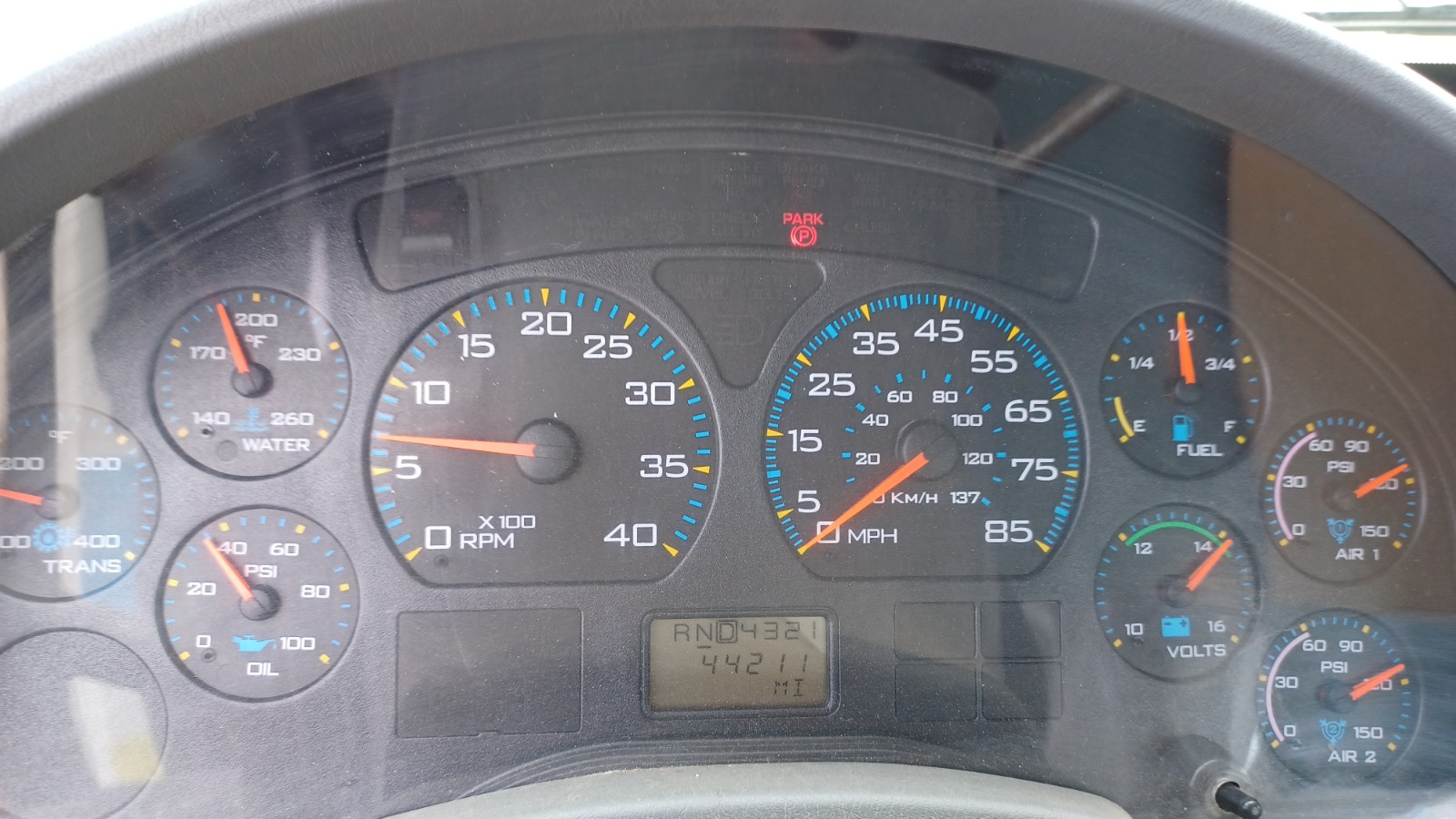 2005 International 4300 55ft bucket truck. 44000 miles. needs nothing ...