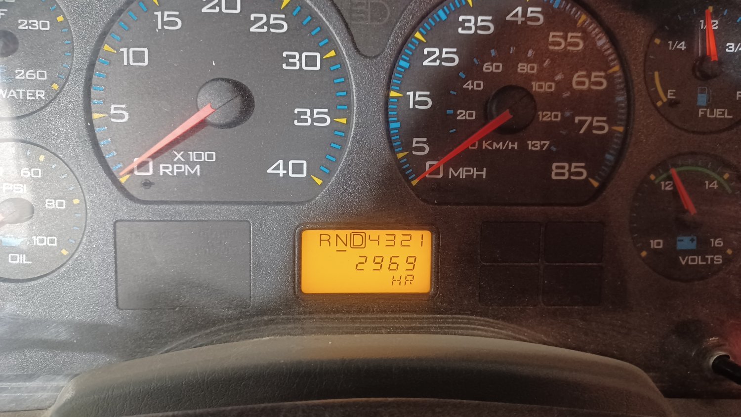 2005 International 4300 55ft bucket truck. 44000 miles. needs nothing ...